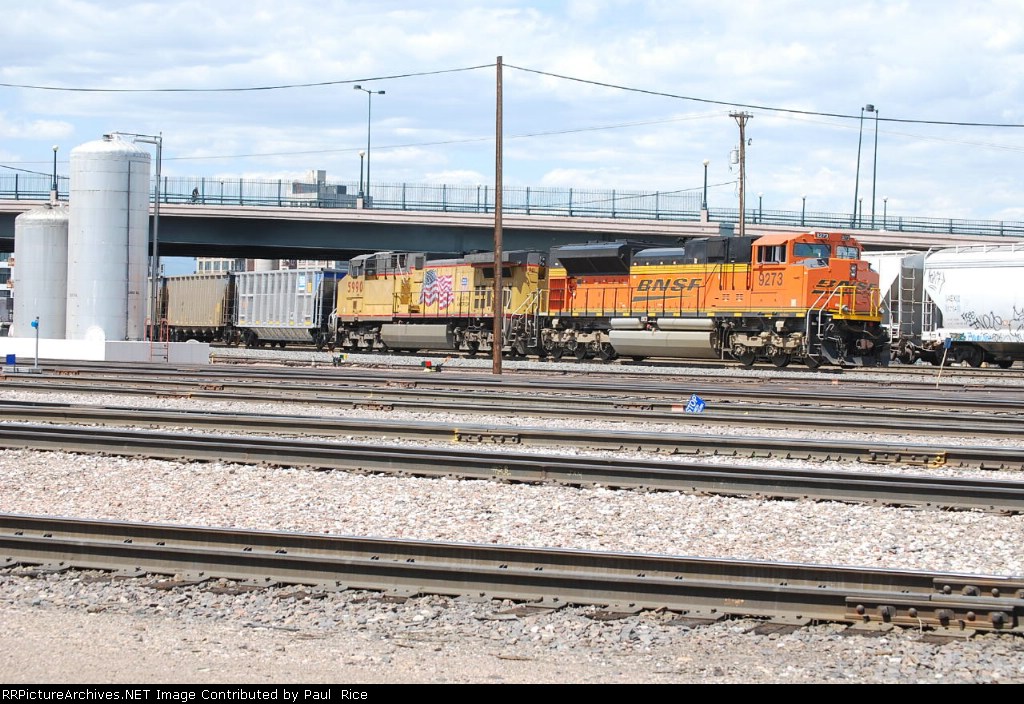 BNSF 9273 Leads Empty Coal Train Into Denver Yard